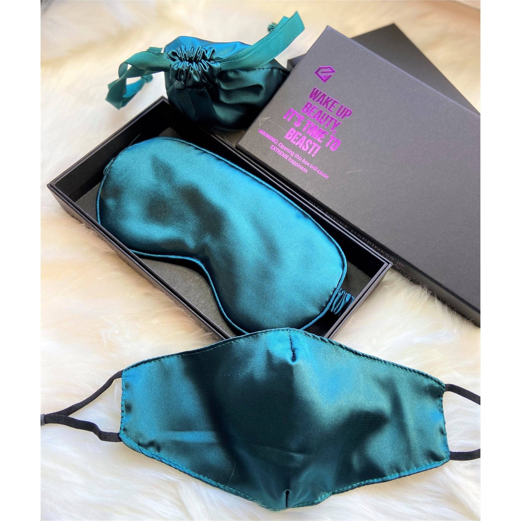 Emerald Green Silk Sleep Mask & Face Mask Luxe Gift Set from Black ...
